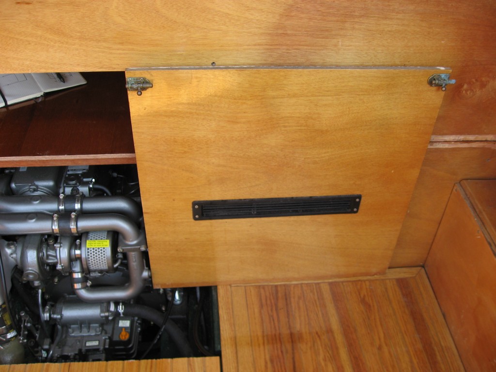 Insulating the diesel engine compartment | jimphoenix.com