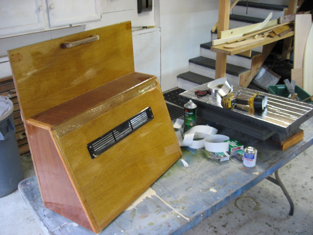 Insulating the diesel engine compartment | jimphoenix.com